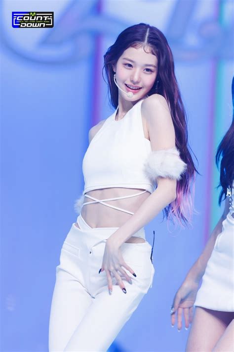 장원영 복근 몸매ㄷㄷㄷ  Mlbpark