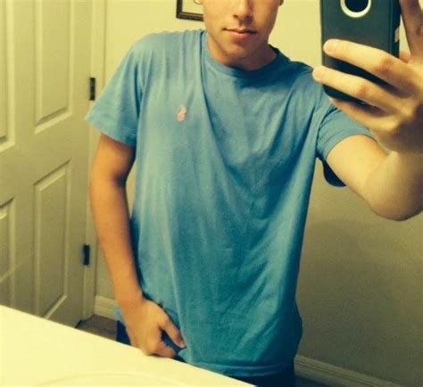 This Man Has The Perfect Overhang Gaininggalore On Tumblr