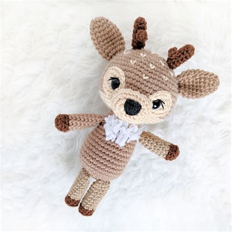 Snuggle Deer Amigurumi Pattern