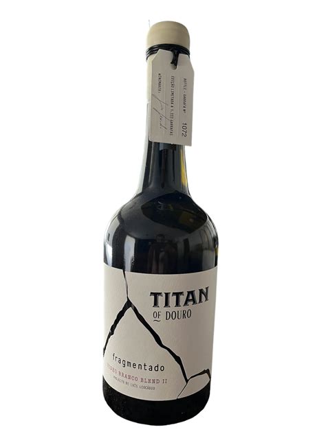 TITAN FRAGMENTADO BRANCO Garrafeira Senra