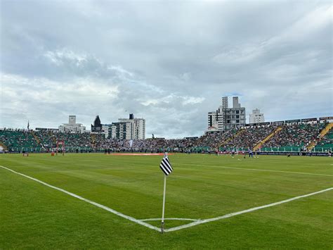 Figueirense X Ferroviário Onde Assistir Ao Vivo Horário E Escalações