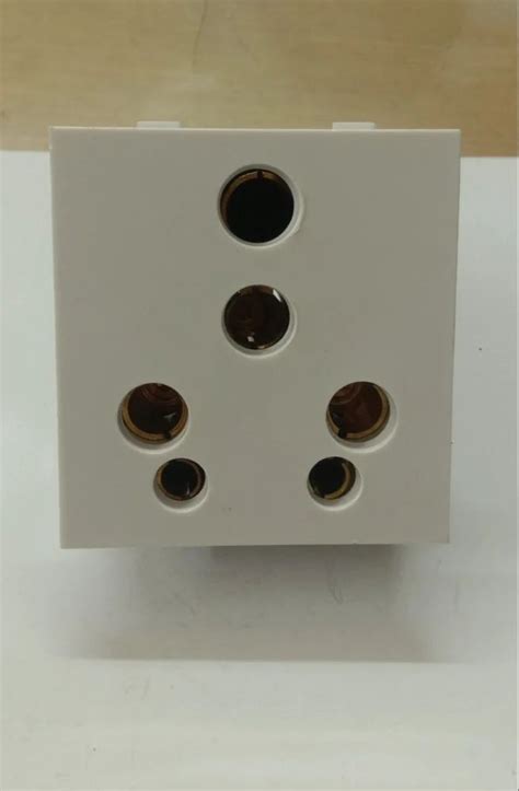 16 Amp Modular Socket Polycarbonate At ₹ 26 70 In New Delhi Id