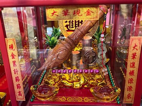 下雨了記得帶雨具 爆廢公社 爆料公社