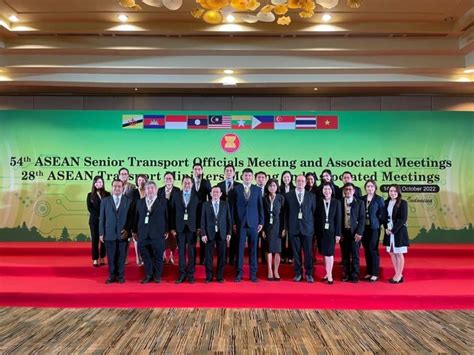 อธิรัฐ ประชุม รมต ขนส่งอาเซียน ครั้งที่ 28 ที่บาหลี ร่วมรับรองความร่วมมือ มุ่งสู่การขนส่งอัจฉริยะ