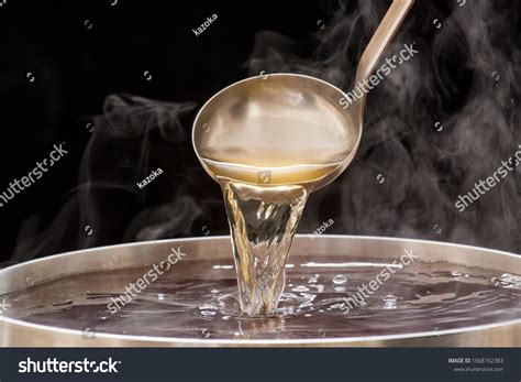 1 836 Dashi Kombu Soup Images Stock Photos Vectors Shutterstock