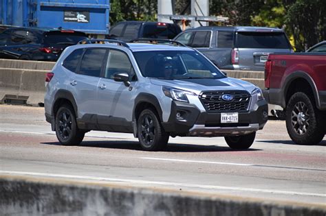 걸프 고속도로의 토성 Suv 휴스턴의 주간 고속도로 45 Tx 2022년에 대한 스톡 사진 및 기타 이미지 2022년 45