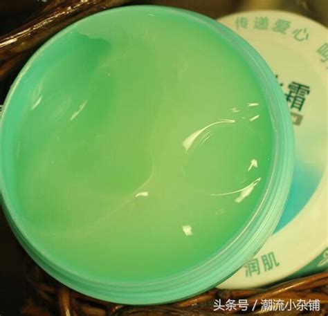 藥店有一種乳膏，皮膚越擦越白，全是膠原蛋白，可惜知道的人不多 每日頭條