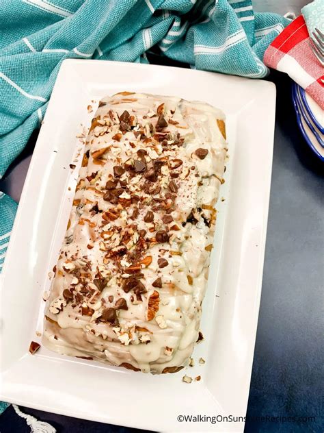 Cake Mix Pumpkin Bread With Homemade Maple Syrup Glaze