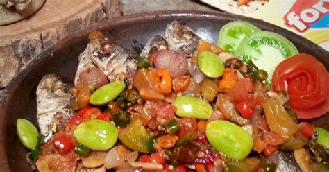 Resep Ikan Goreng Sambel Tumis Oleh Dapur Mamita Cookpad