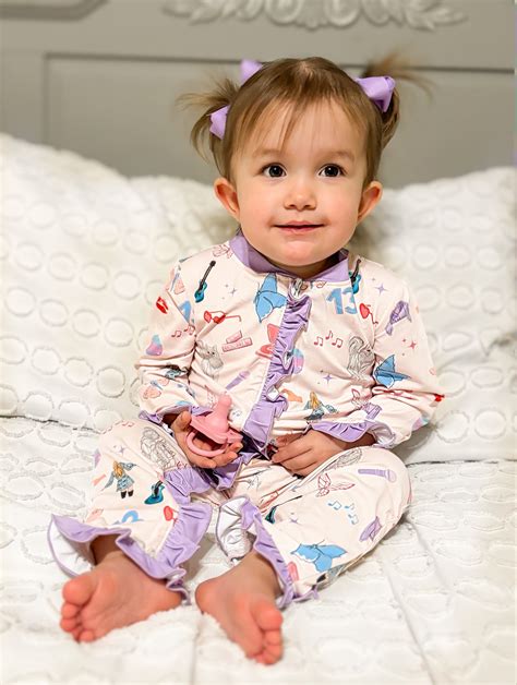 Southern Darlin Smocks Llc