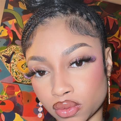 Rosalee🌻 🌑 Azurerosalee On Threads