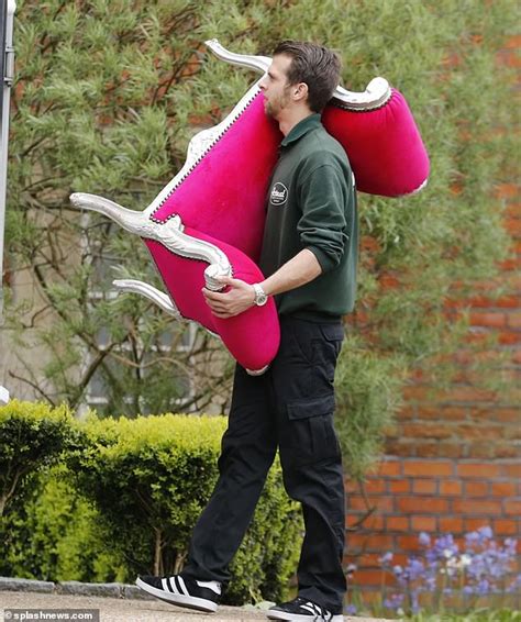 Gemma Collins Moves Out Of Her Essex Home Following Stalker Hell Daily Mail Online