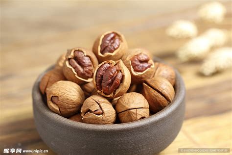 碧根果高清摄影图摄影图传统美食餐饮美食摄影图库昵图网