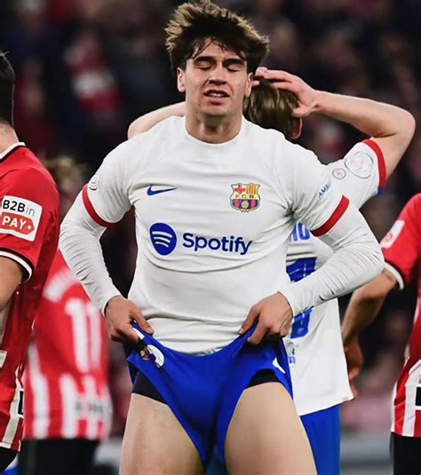 Marc Guiu Chelsea Footballer En 2024