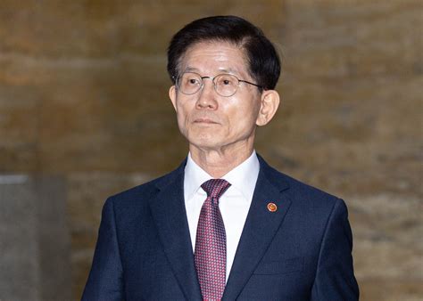 前국회의원 125명 “김문수 대선 출마 의지 밝혀야”