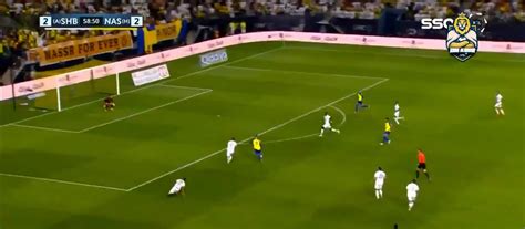 Cristiano Ronaldo volta aos golos um golaço fora da área Futebol