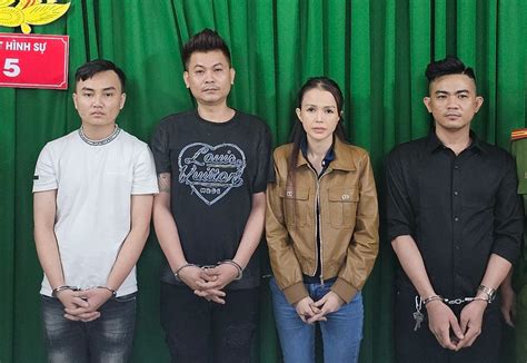 Triệt Phá Mại Dâm Núp Bóng Nhà Hàng Trung Tâm Tphcm