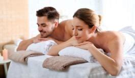 Luxury Couples Full Body Massage At Essential Wellness Spa In The 4