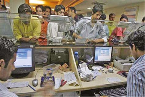 Kotak Mahindra Bank Q4 Profit Up 36 Pc To Rs 2589 Cr