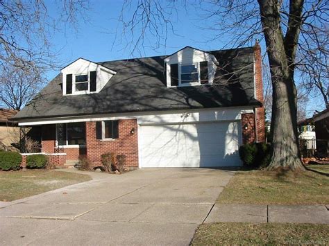 30512 Newport Warren Mi 48088 Mls 58050101373 Properties Se