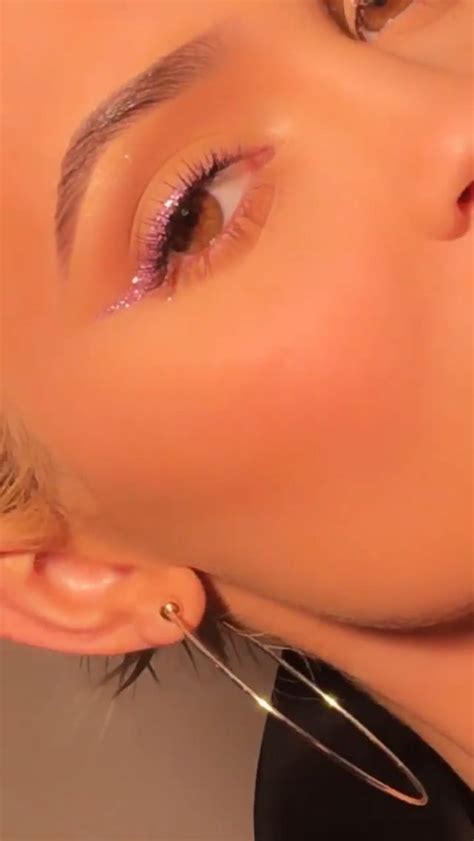 Pin De Chloe Lopez Em Makeup Cabelo E Maquiagem Coisas De Maquiagem