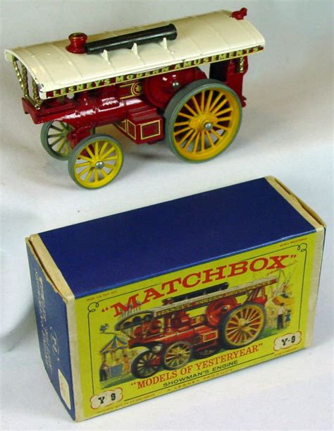 Models Of Yesteryears 09 A 10 Showmans Red White Top Gold Boiler C9