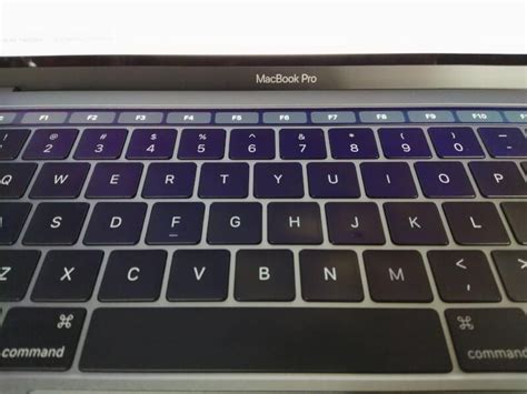 How To Permanently Display The Function Keys For Certain Apps In The Macbook Pro Touch Bar