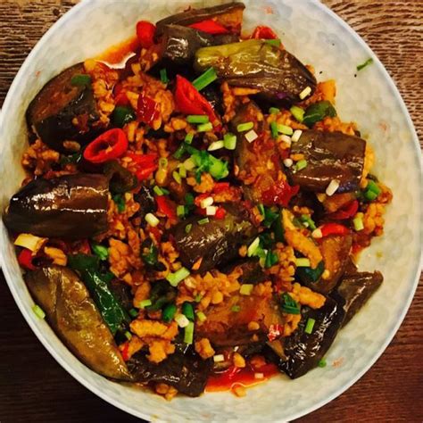 【酱香肉末烧茄子的做法步骤图，怎么做好吃】pangtou Fish下厨房