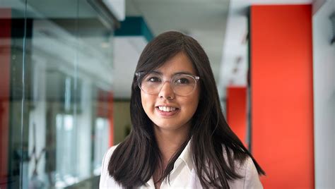 Alison Dowdney Recruiting Career Story Bain And Company