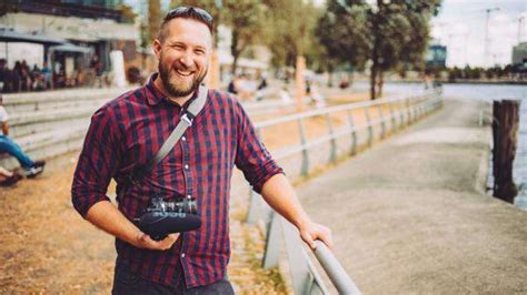 Alexander Hallmann Begleitet Paare An Ihrem Großen Tag