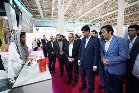 بازدید دکتر سید میعاد صالحی مدیر عامل و اعضای هیات مدیره راه‌آهن از غرفه‌های دهمین نمایشگاه ریلی