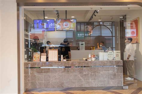 台南飲品【芙奇茶苑 台南崇德店】東區美食豆乳豆花尬伯爵紅茶也太好喝了吧獨家棕梠糖冰淇淋奶蓋甜點控千萬別錯過
