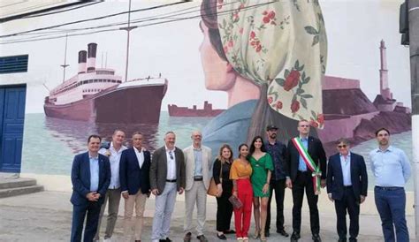 Mural Na Cidade De Santos Homenageia 150 Anos Da Imigração Italiana