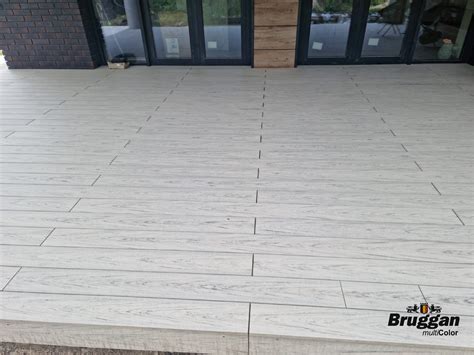 Террасная доска Bruggan Multicolor Smoke White (белая)