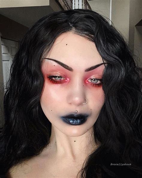 ️💋• Glossy • 💋 ️ • • ️use Alternative Makeup Gothic Makeup