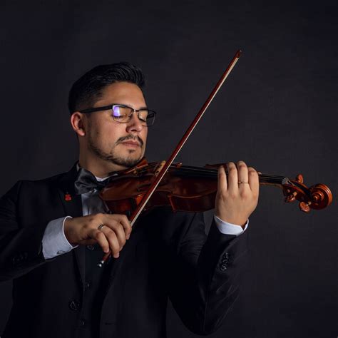Daniel Profe De Viol N En San Pablo H
