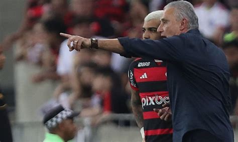 Titular Apenas 3 Vezes Com Tite Gabigol Vive Calvário No Flamengo Na