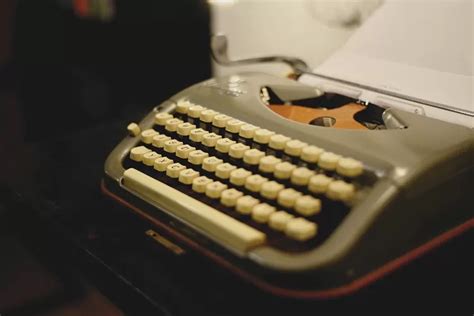 Siapa Yang Mengetik Teks Proklamasi Ini Biografi Sayuti Melik Tokoh
