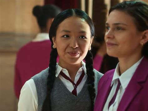 Lin [maxton Hall Screencaps 1x04 Andrea Guo]