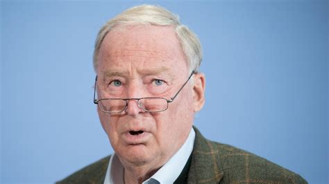 „man Bleibt In Der Afd Bis Der Sargdeckel Geschlossen Wird Gauland