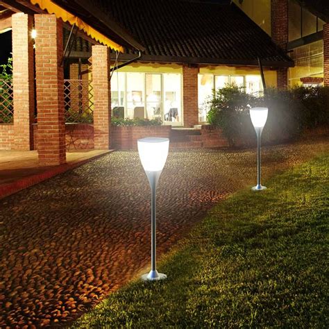 Farola LED energía solar jardín y espacios exteriores SUNWAY