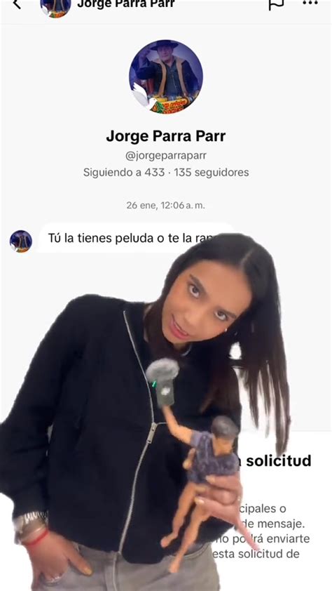 La Vez Que Me Estalló La Puerta De La Ducha El Universo No Queria Que Me Bañara By Sofia