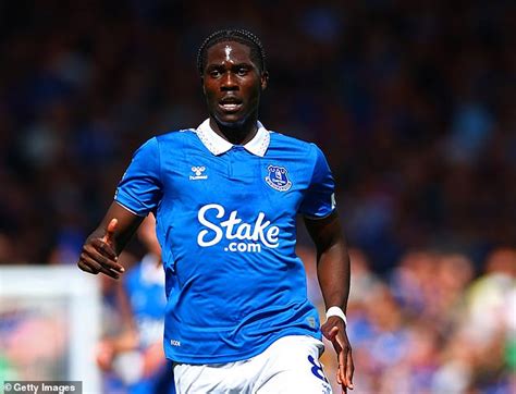 Everton Want More For Amadou Onana Than The £60m Southampton Are