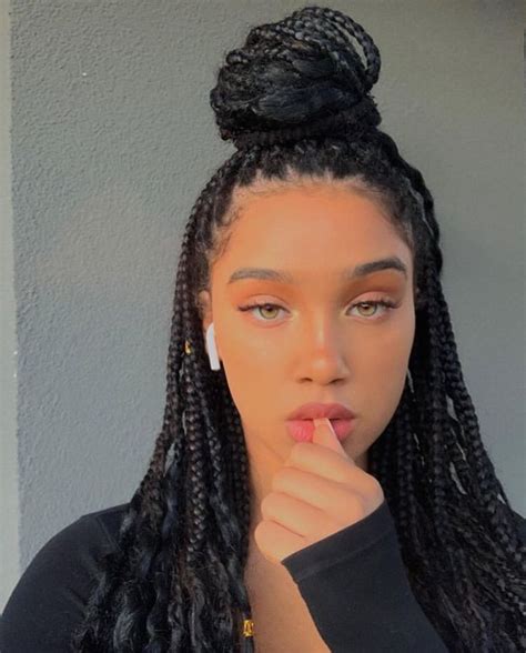 Pin By Allane Gabriely On Salvamentos Rápidos Hairdos For Curly Hair