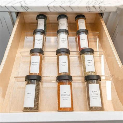 با مدل چیدمان مناسب ادویه جات در کابینت، به آشپزی خود نظم ببخشید ماگرتا