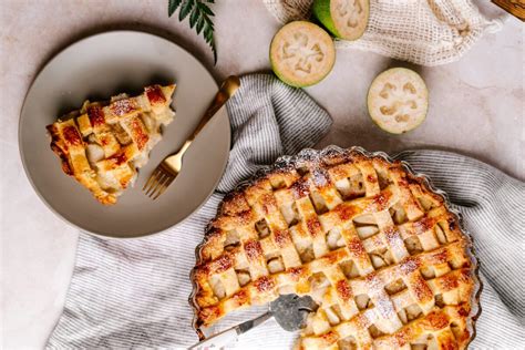 5 A Day Feijoa Apple Pie