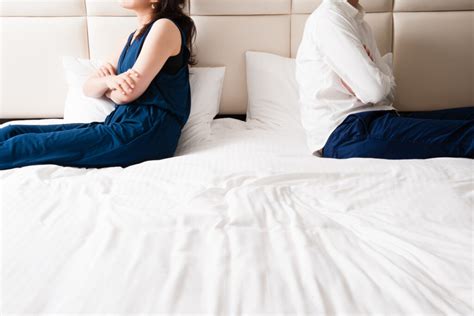 【危険】夫と別れる夢をみるのは不安の表われ！別れを告げられる夢は要注意【夢占い】 旦那と子供とほのぼのライフ