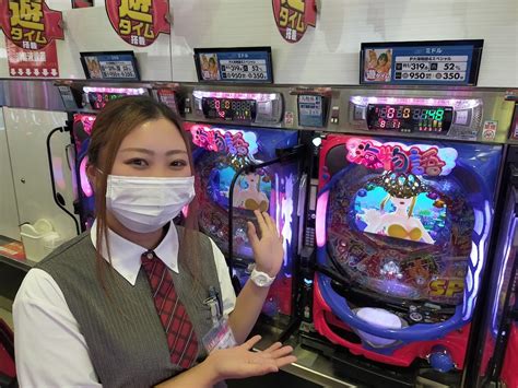 🐹それいゆ別府🐹 💛6月エヴァ スマスロ増台🎉 On Twitter おはようございます！ 今日の早番は美女が4名もいるので全員を写真に