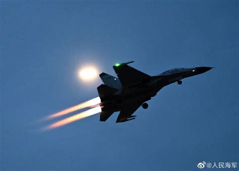 晚霞映战鹰海军航空兵昼夜空战酷炫大图来了