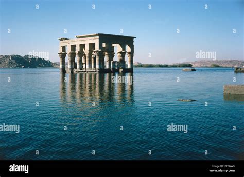 Assuan Staudamm Fotos Und Bildmaterial In Hoher Auflösung Alamy